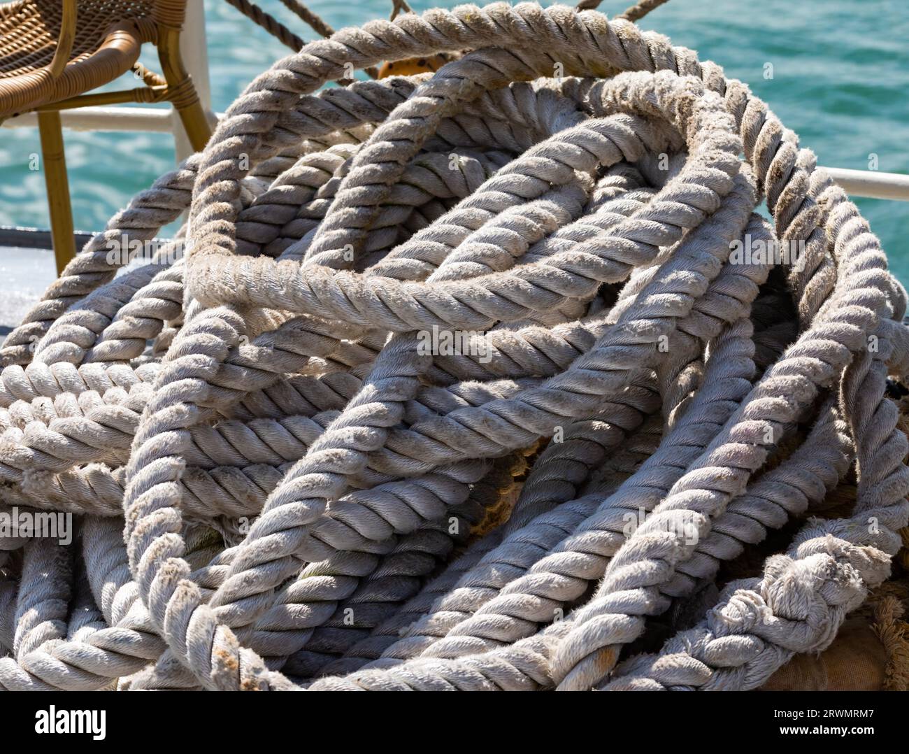Folded rope hi-res stock photography and images - Alamy