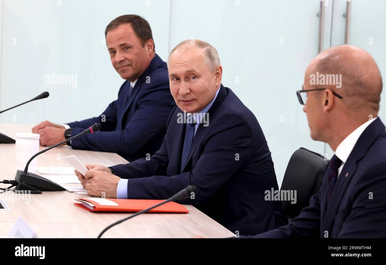 ígor anatolyevich komarov hi-res stock photography and images - Alamy