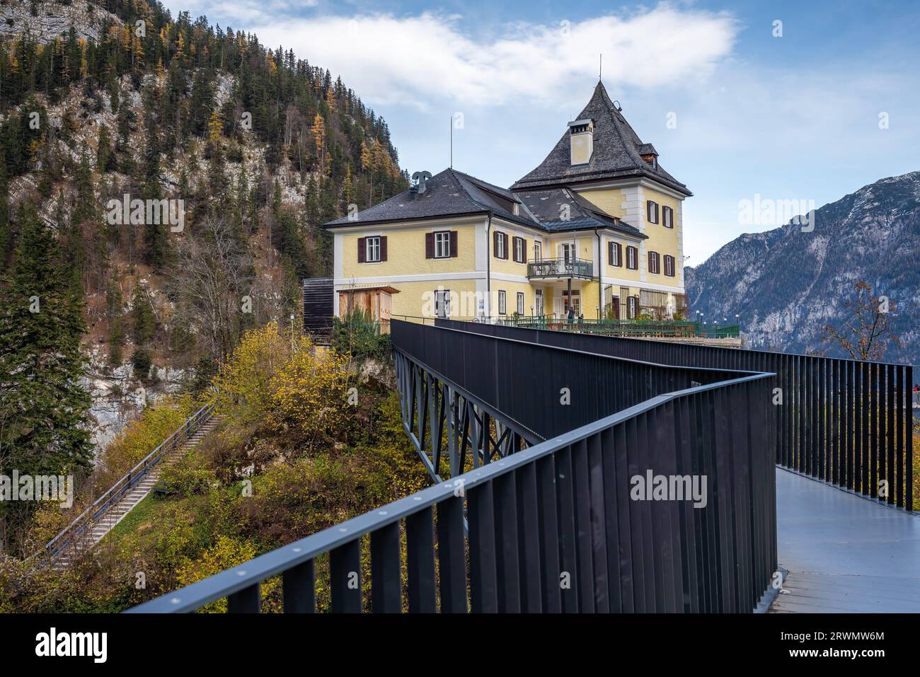Rudolfsturm (Rudolf Tower) and Hannes Androsch Footbridge at Hallstatt ...