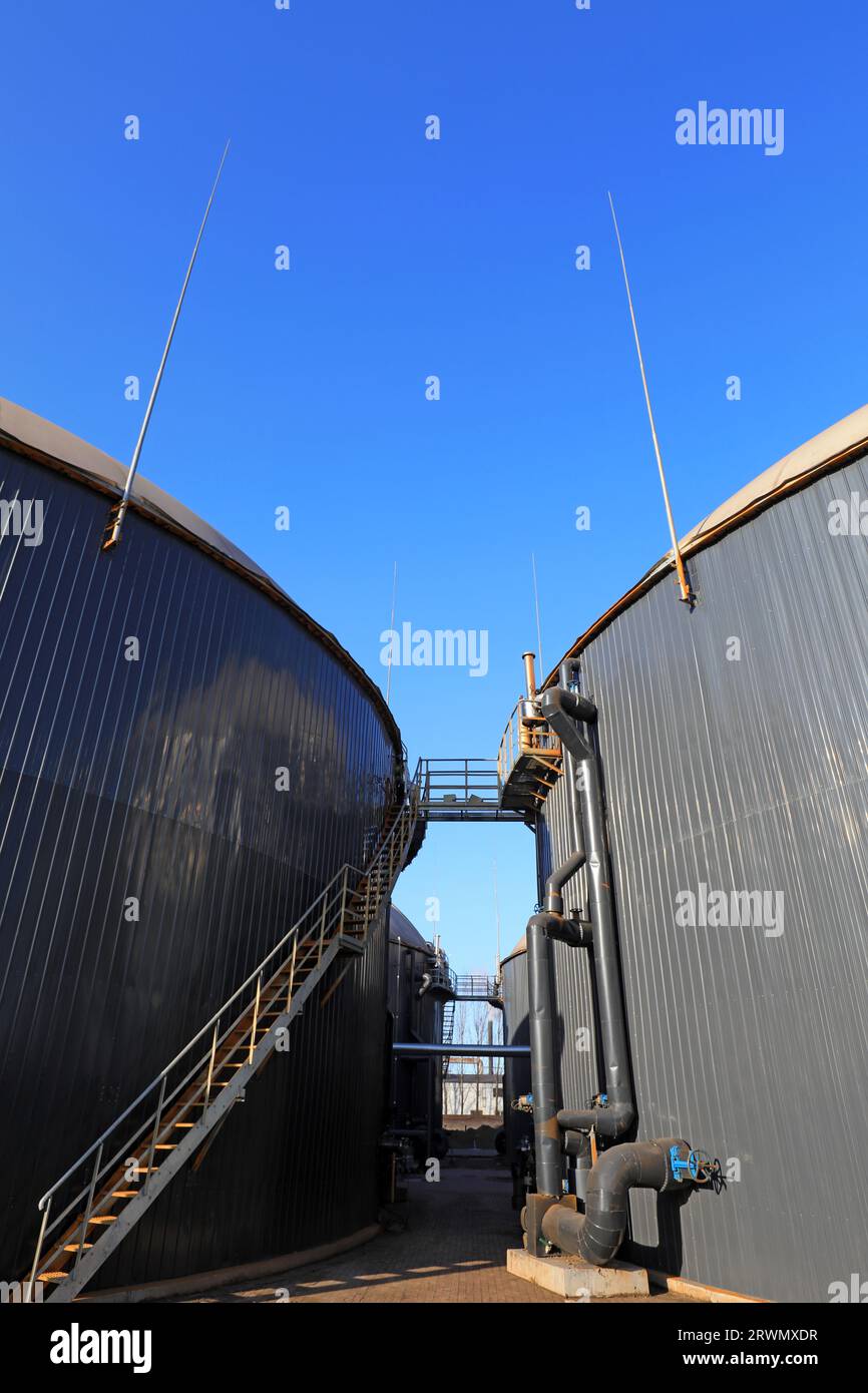 Anaerobic fermentation tank hi-res stock photography and images - Alamy