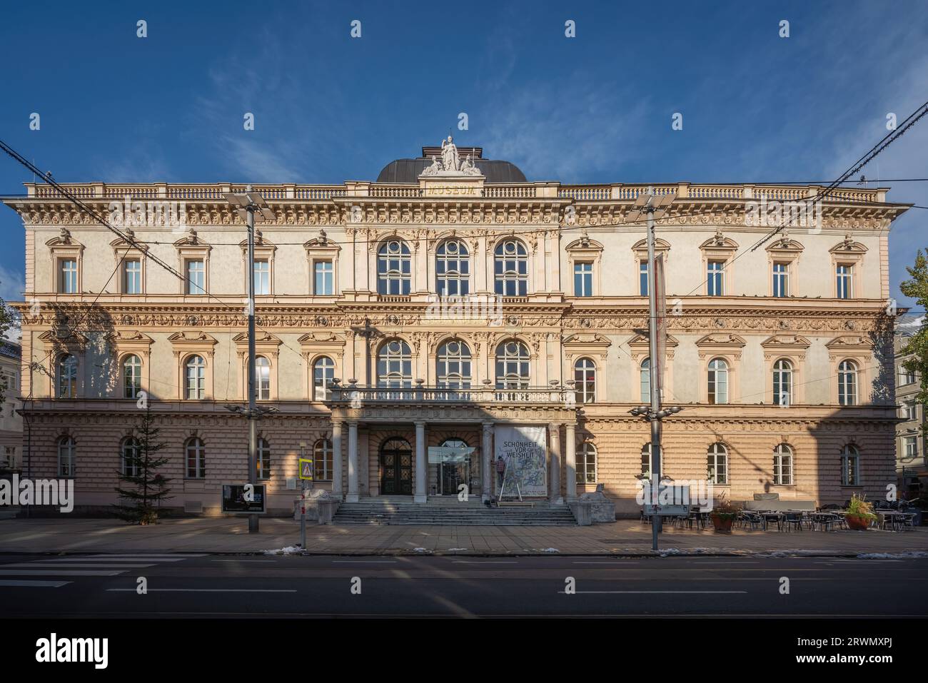 Tyrolean architecture hi-res stock photography and images - Alamy