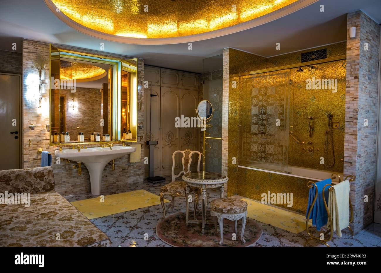 BUCHAREST, ROMANIA 2022: The Ceausescu Palace Spring Palace. house of ...