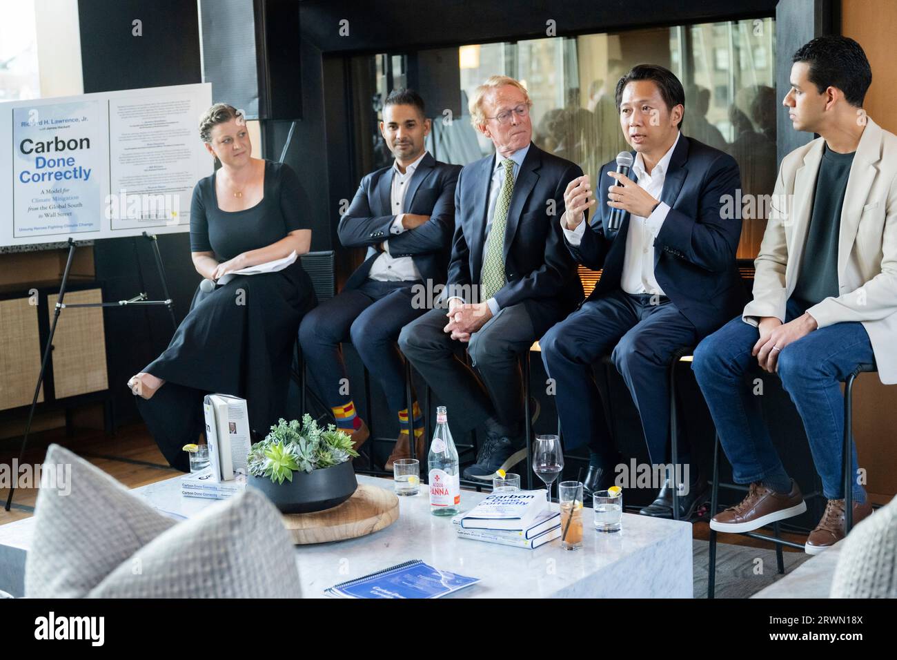 IMAGE DISTRIBUTED FOR RICHARD H. LAWRENCE, JR. - Dharsono Hartono ...