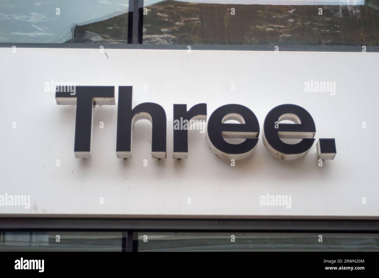 Windsor, Berkshire, UK. 20th September, 2023. A Three store in Windsor ...