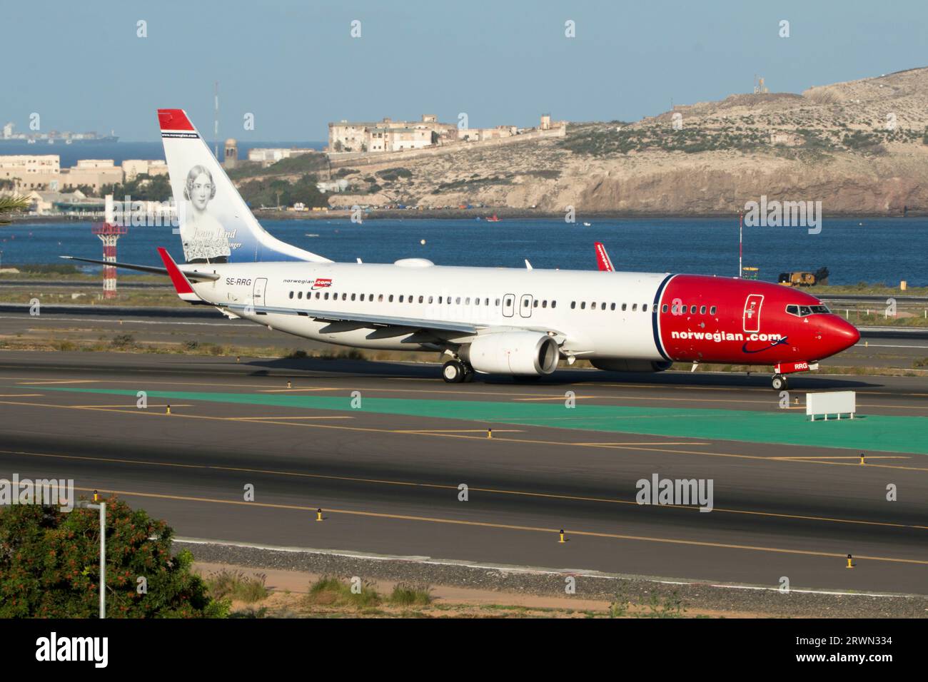 Avión de línea Stock Photo - Alamy