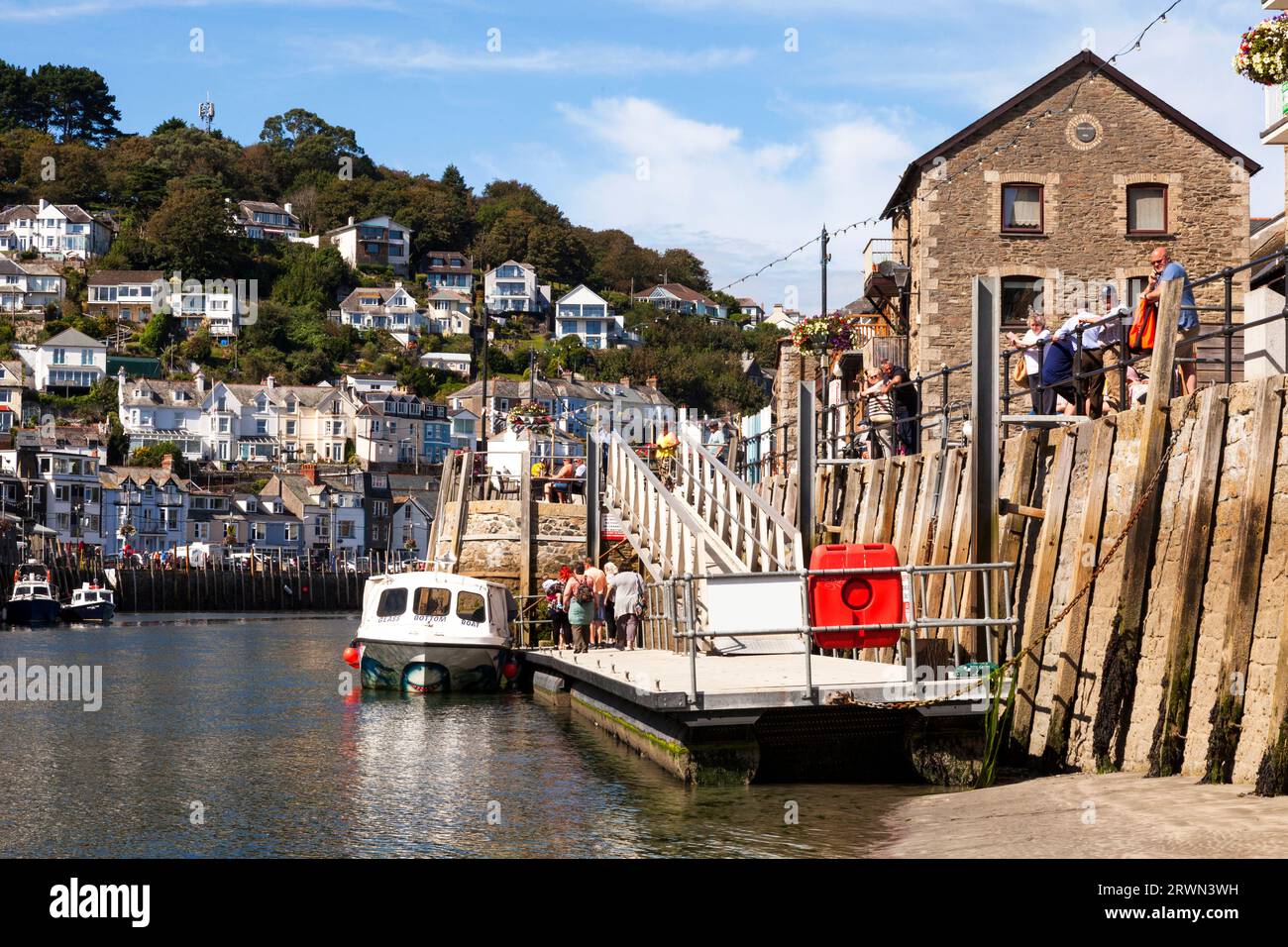 The harbour in Looe, Cornwall, England, U.K Stock Photo - Alamy