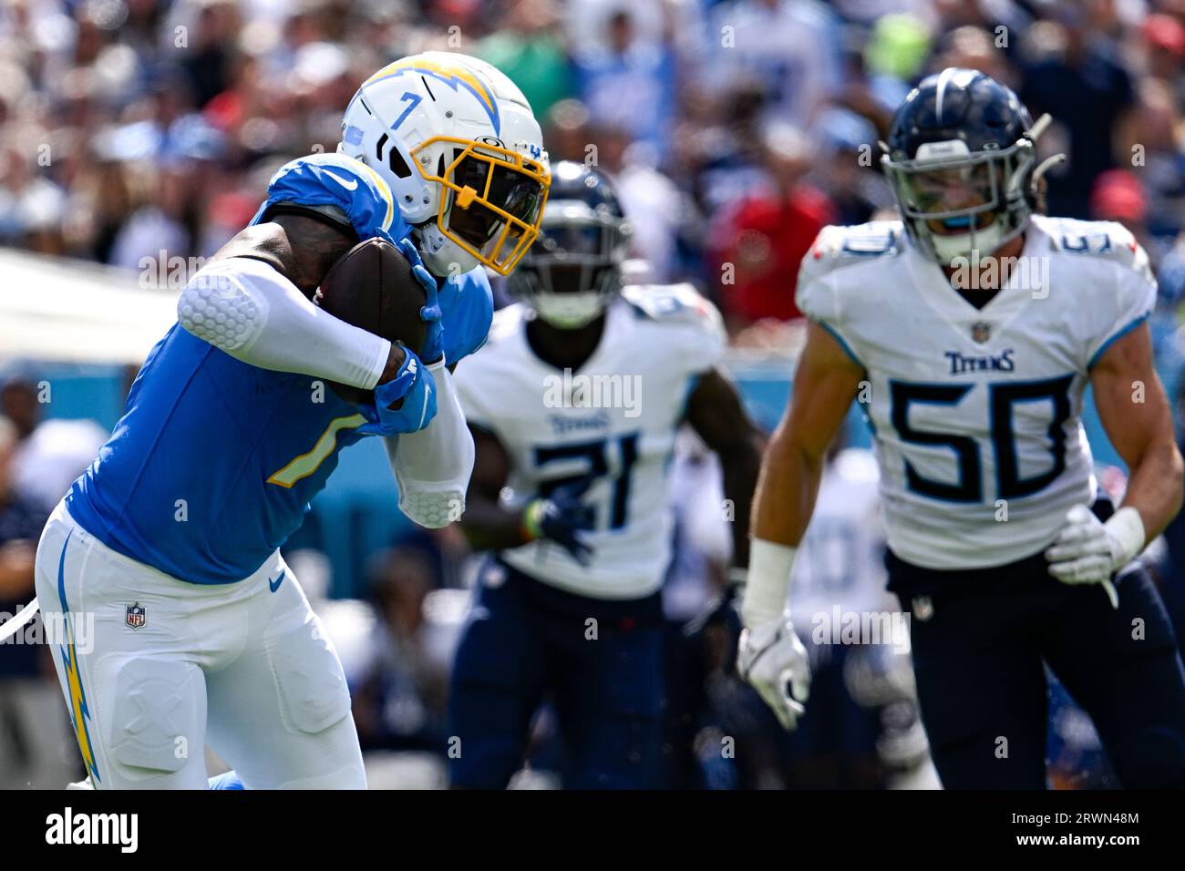 Los Angeles Chargers tight end Gerald Everett (7) during an NFL ...