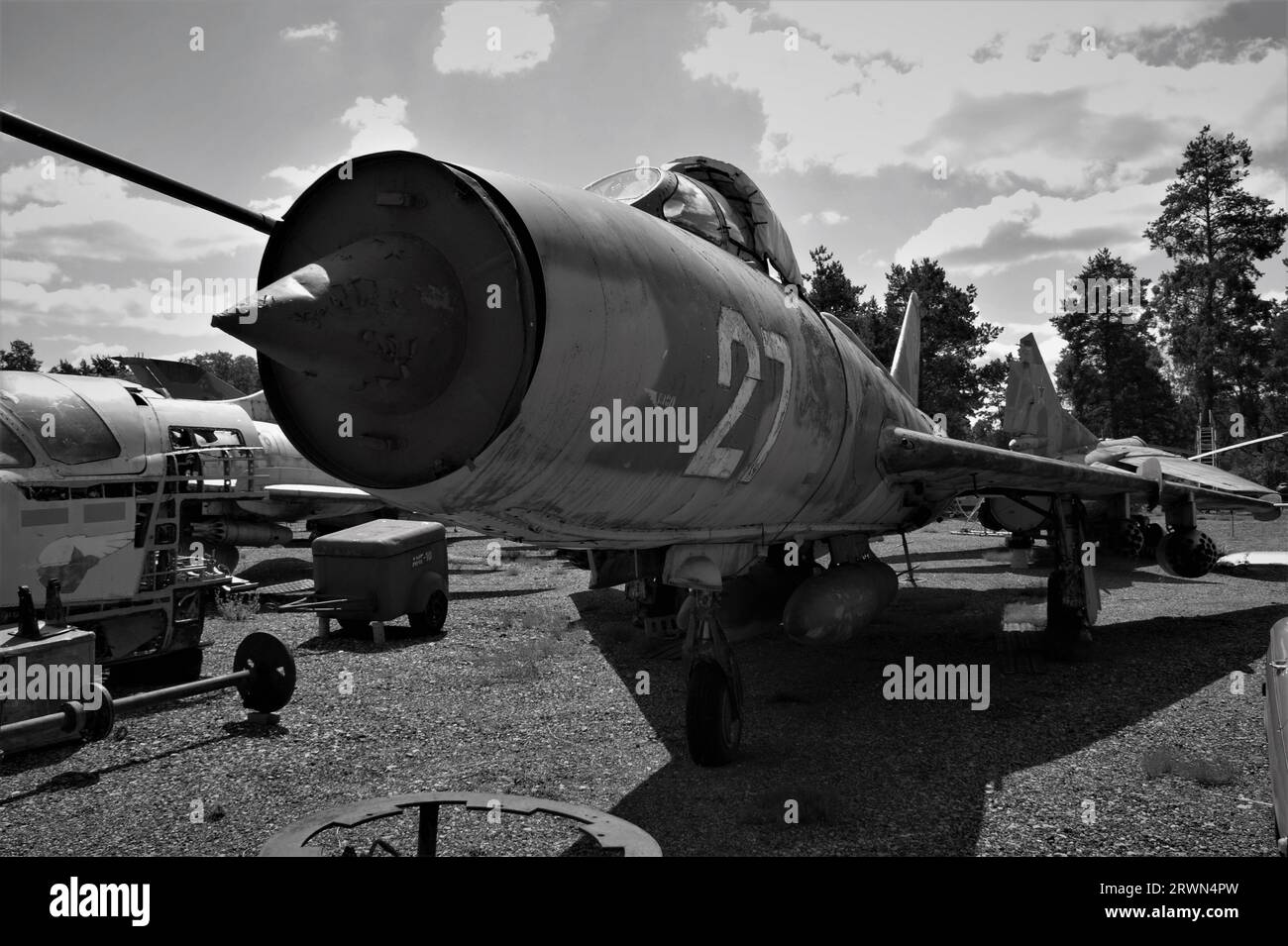 Vintage russian jet fighter aircraft hi-res stock photography and ...