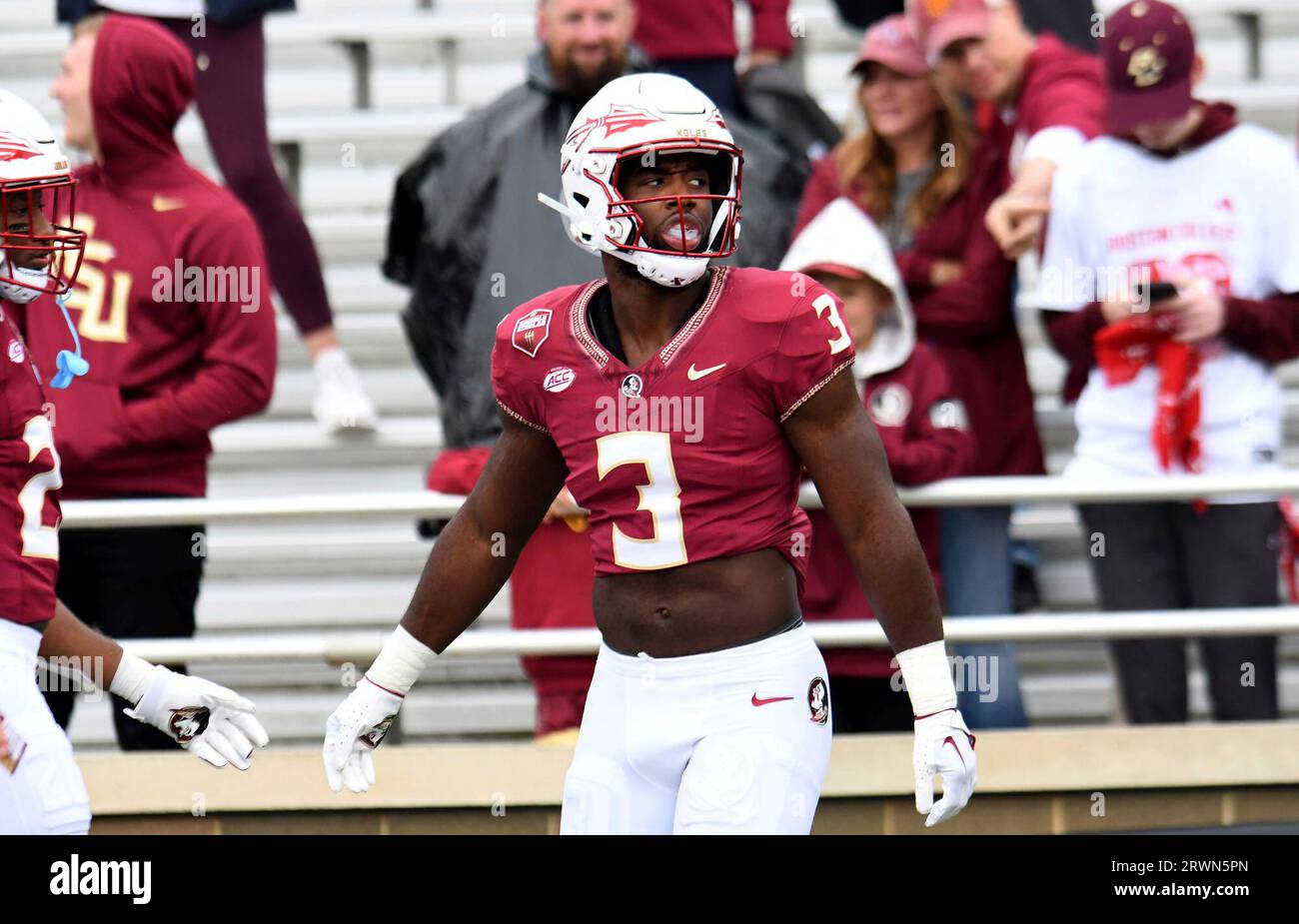 Florida State running back Trey Benson (3) warms up before an NCAA ...