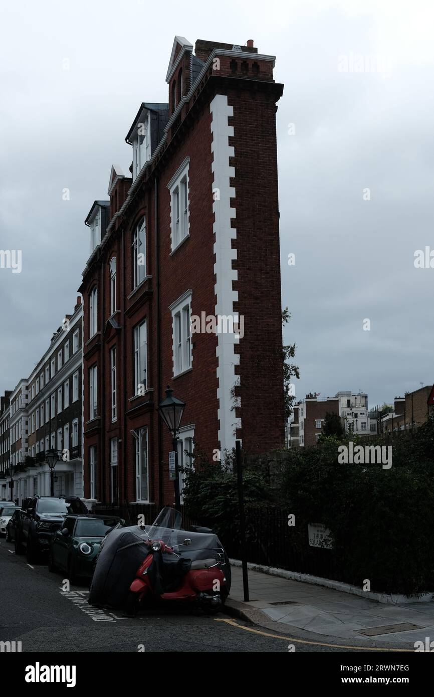 Thin house london hi-res stock photography and images - Alamy