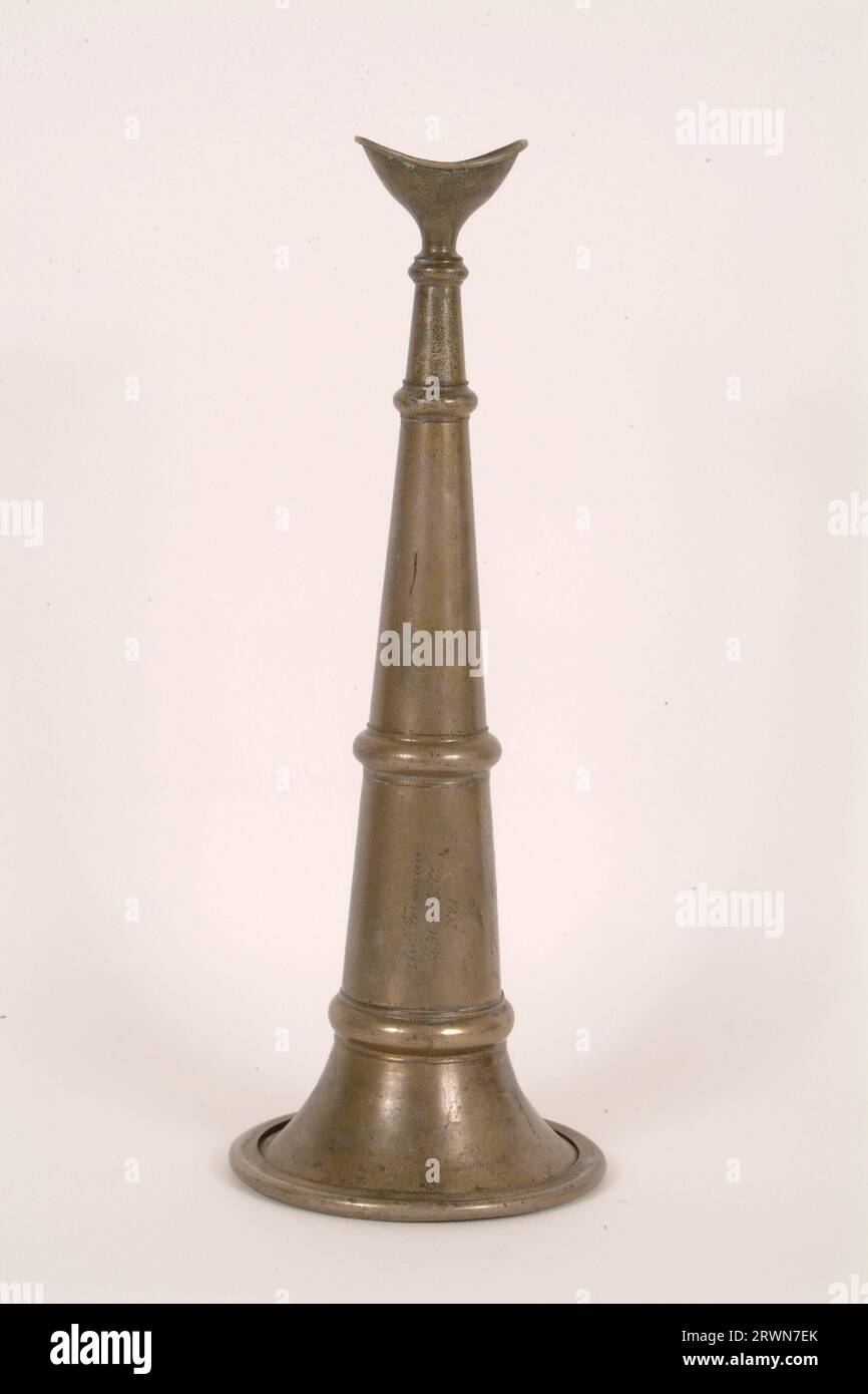 Work Trumpet, Assistant Foreman, SH & L. 2005.0233.0832 Stock Photo - Alamy