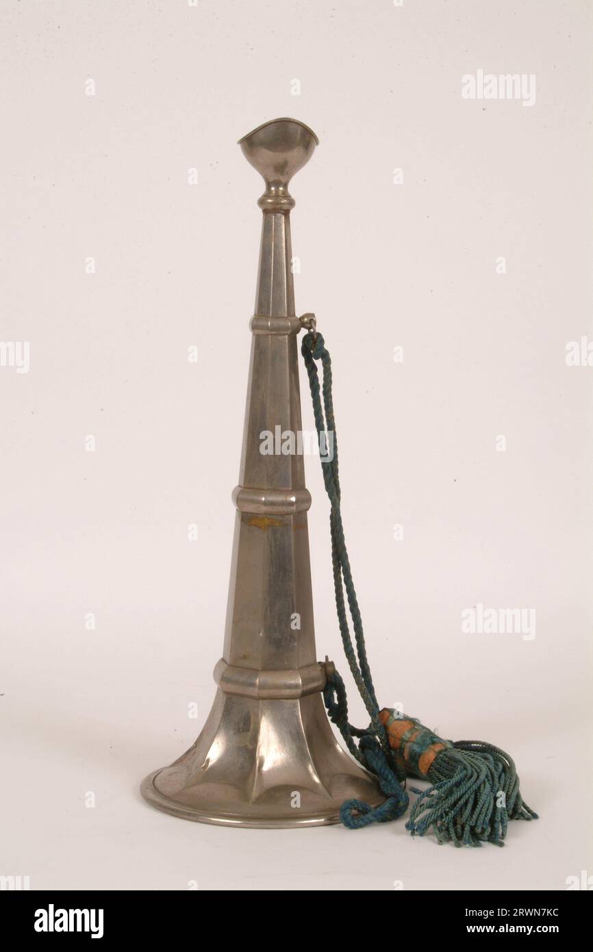 Ancient trumpet museum hi-res stock photography and images - Alamy