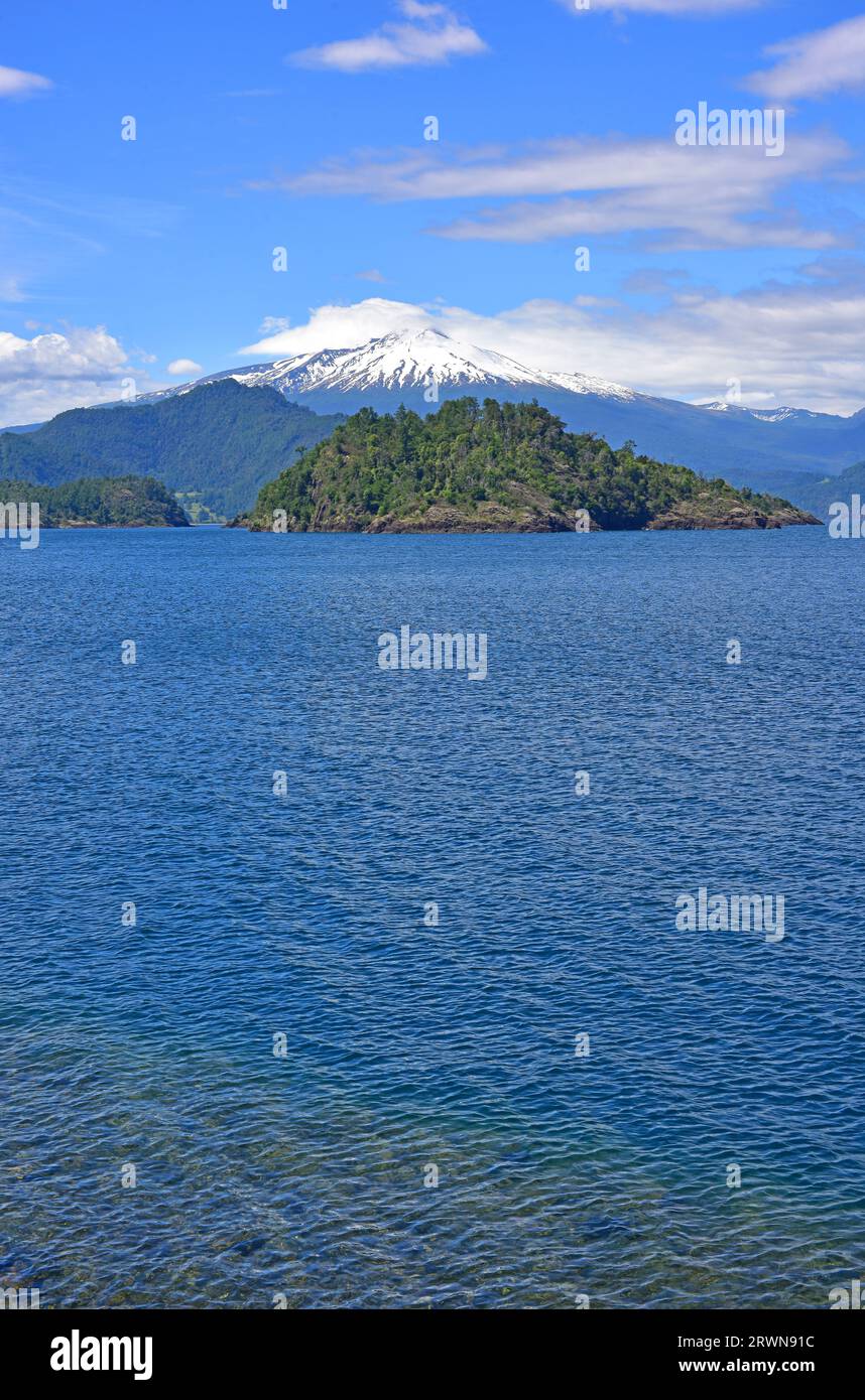 Valdivia river basin hi-res stock photography and images - Alamy