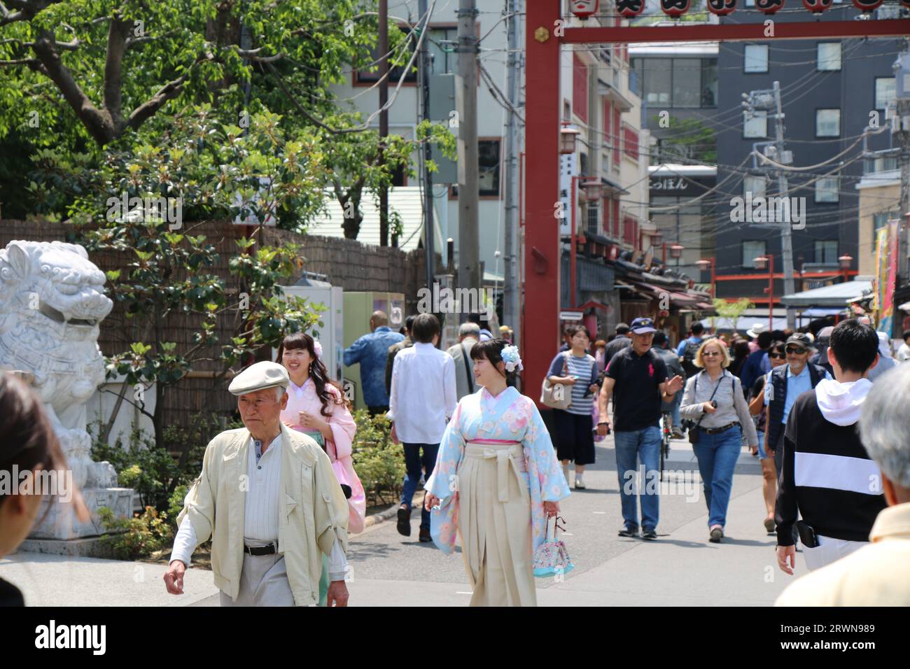 Asakusa district in tokyo hi-res stock photography and images - Alamy