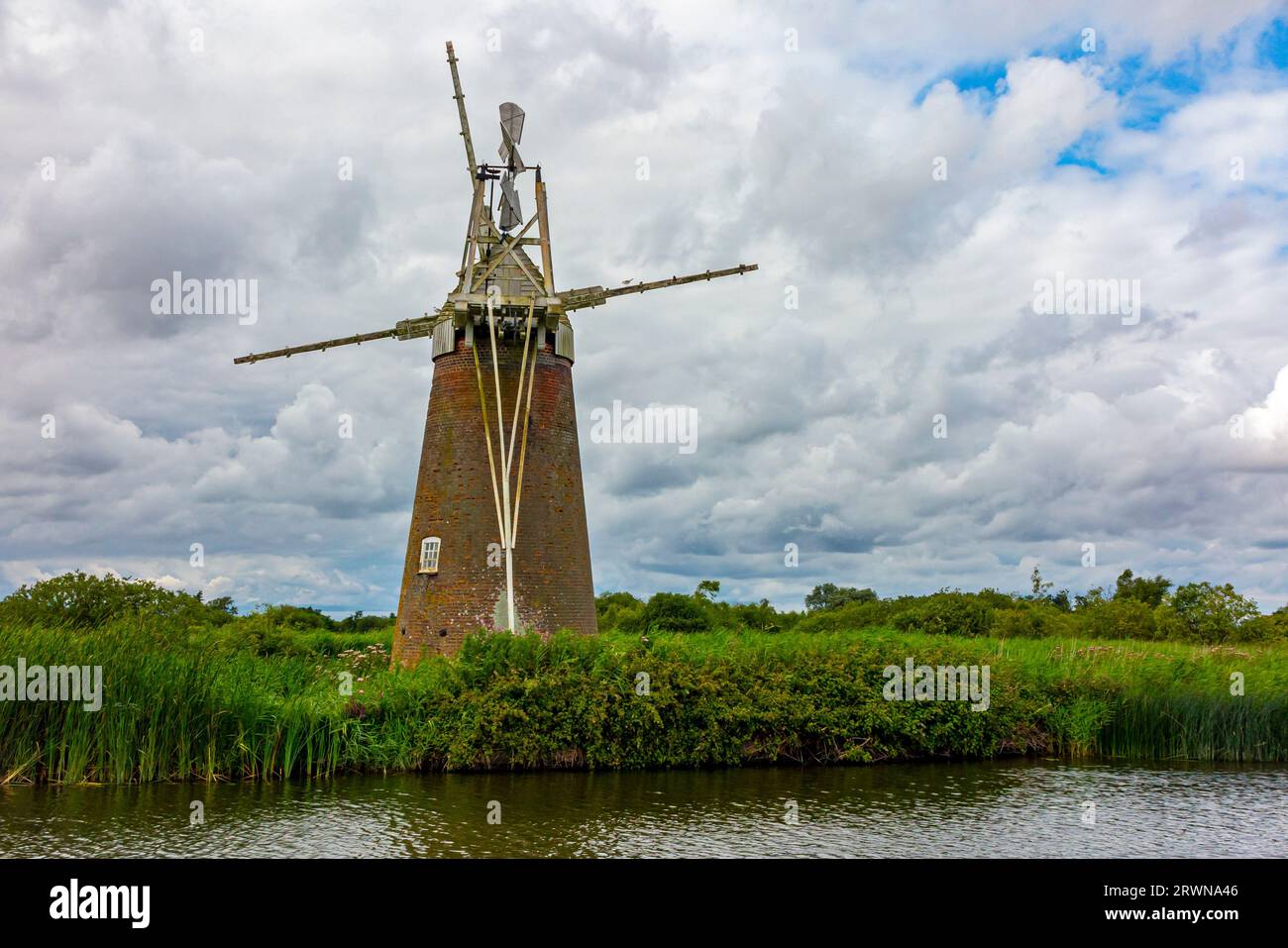 Turn fen wind pump hi-res stock photography and images - Alamy
