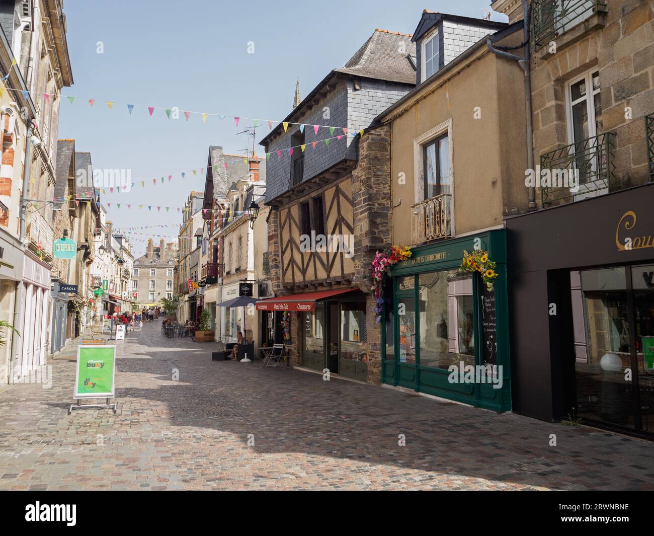 The Grande Rue in Redon, Brittany, timber framed buildings Stock Photo ...