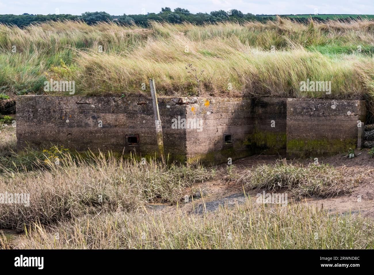 Concrete pillboxes hi-res stock photography and images - Alamy