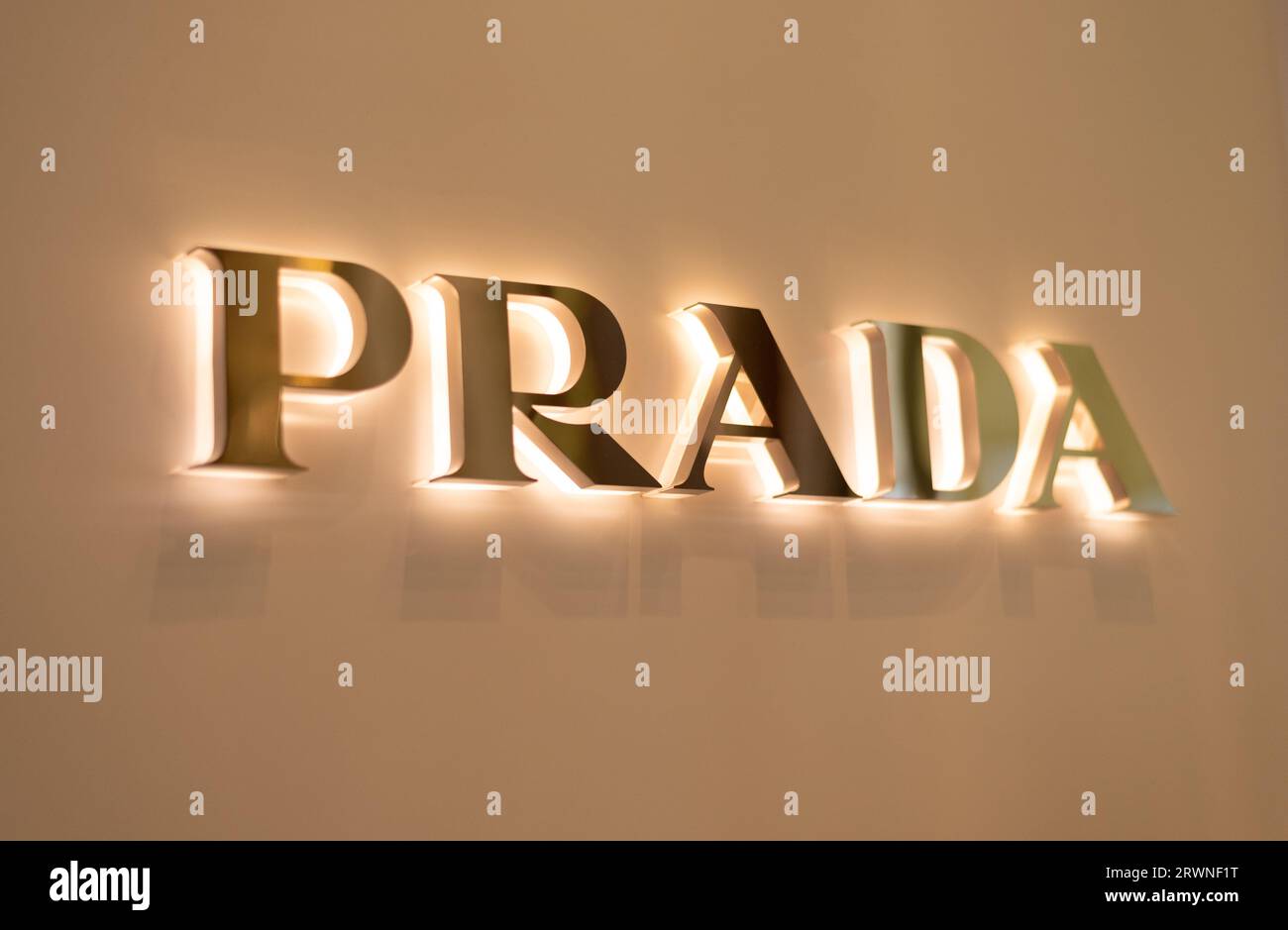 Logo De Prada