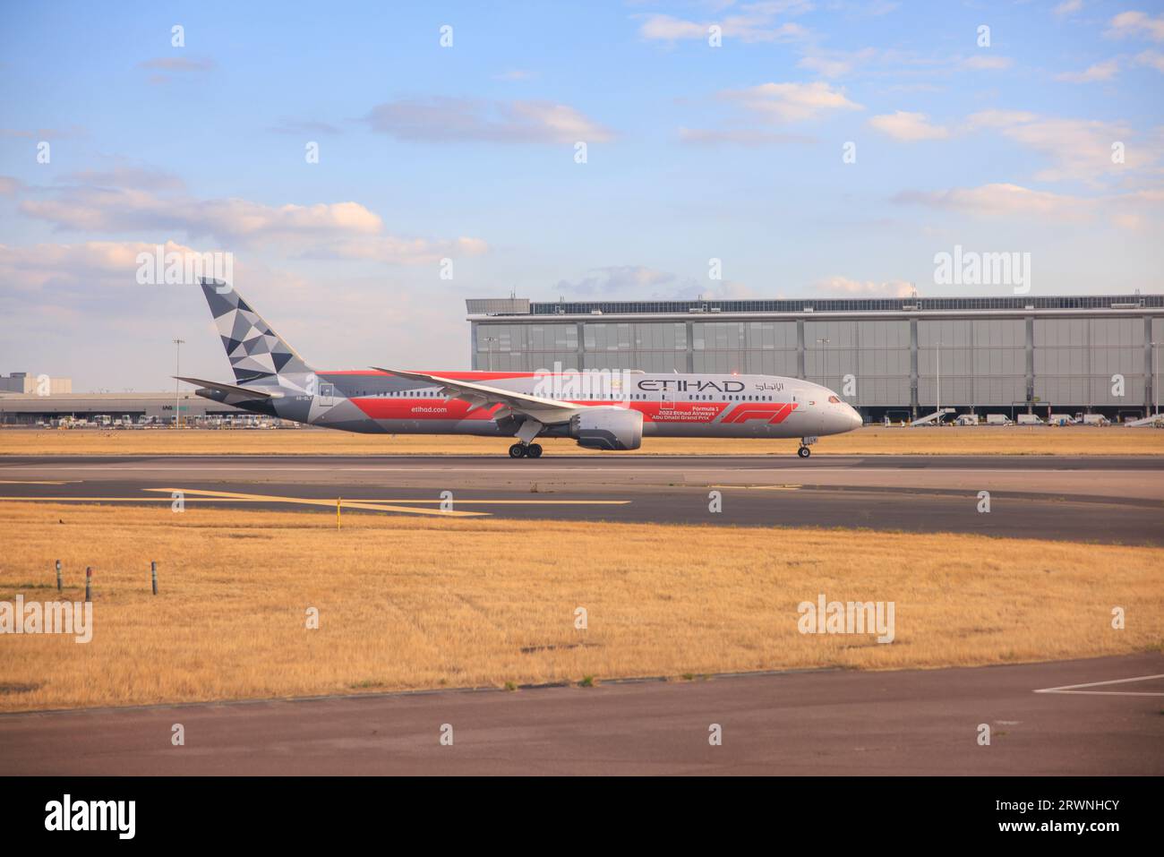 Boeing 787-9 Dreamliner, Etihad Airways A6-BLV A6BLV, in Abu Dhabi ...