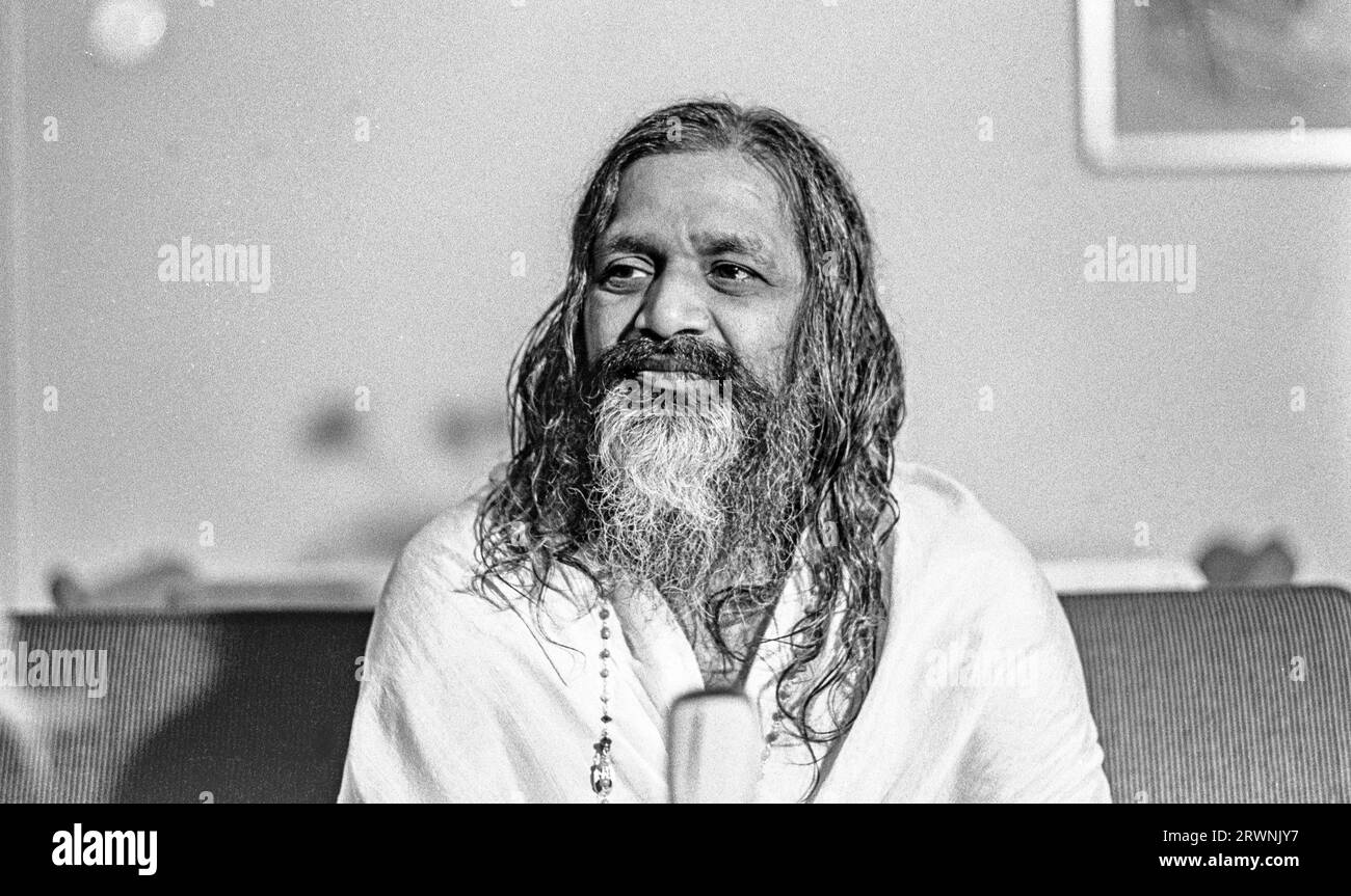 Maharishi Mahesh Yogi, in sweden photo: Bo Arrhed Stock Photo - Alamy