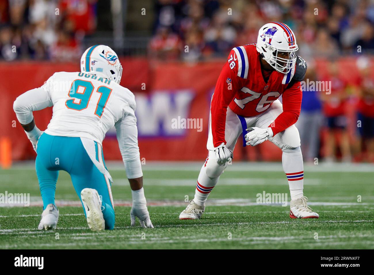 New England Patriots offensive tackle Calvin Anderson (76) at the line ...