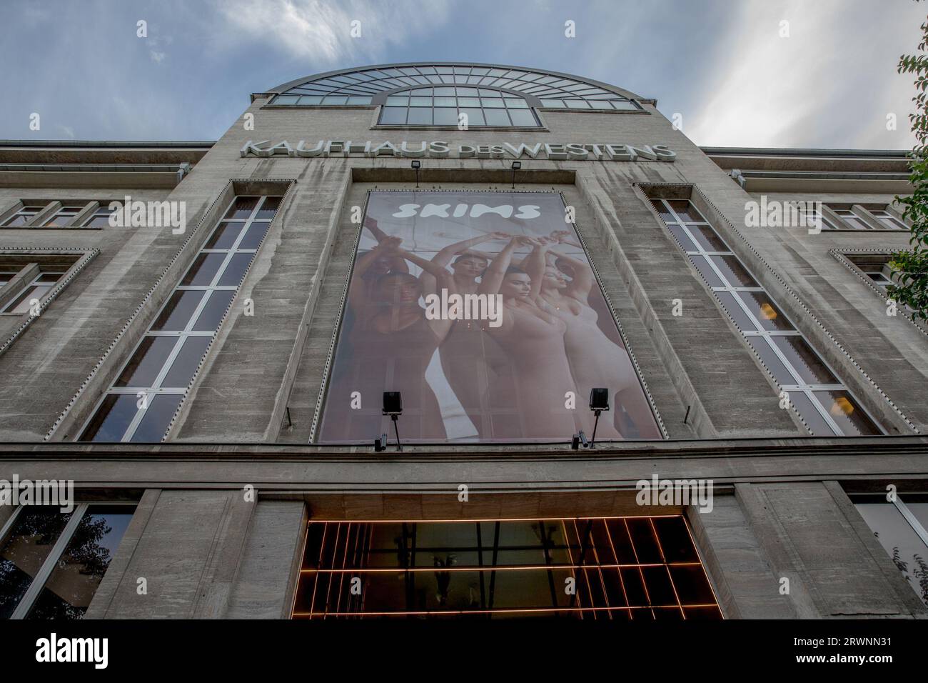 Berlin, Germany. 20th Sep, 2023. The facade of the KaDeWe building is ...