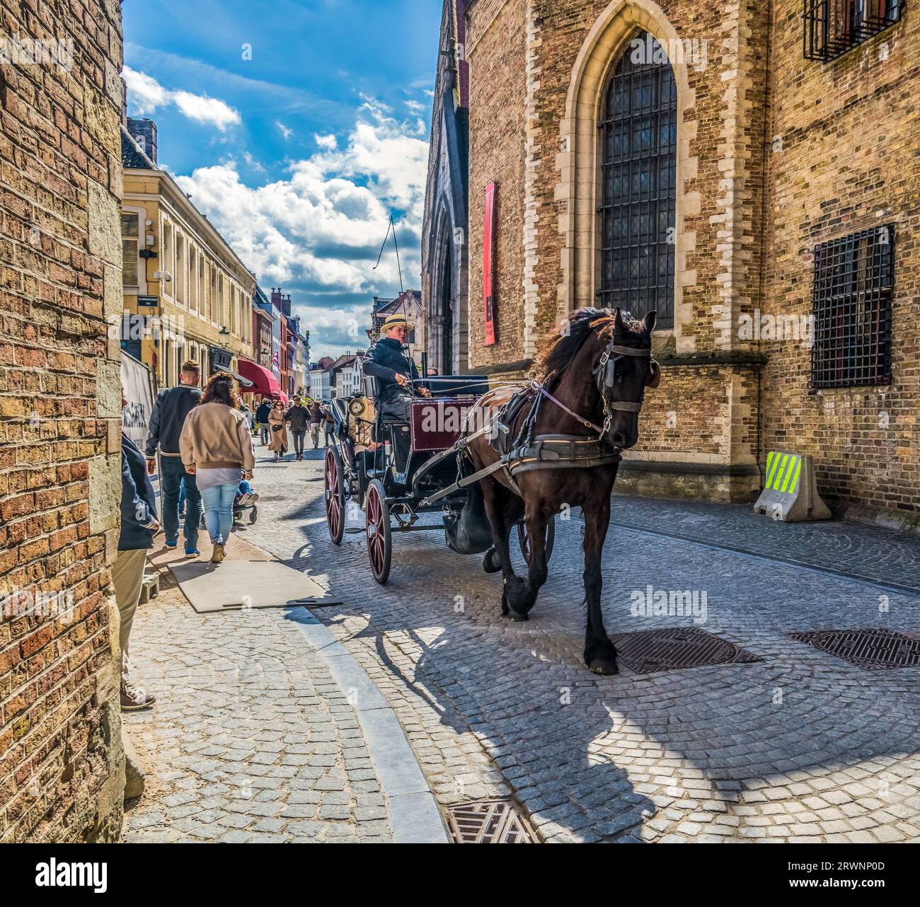 Street scenes bruge hi-res stock photography and images - Alamy