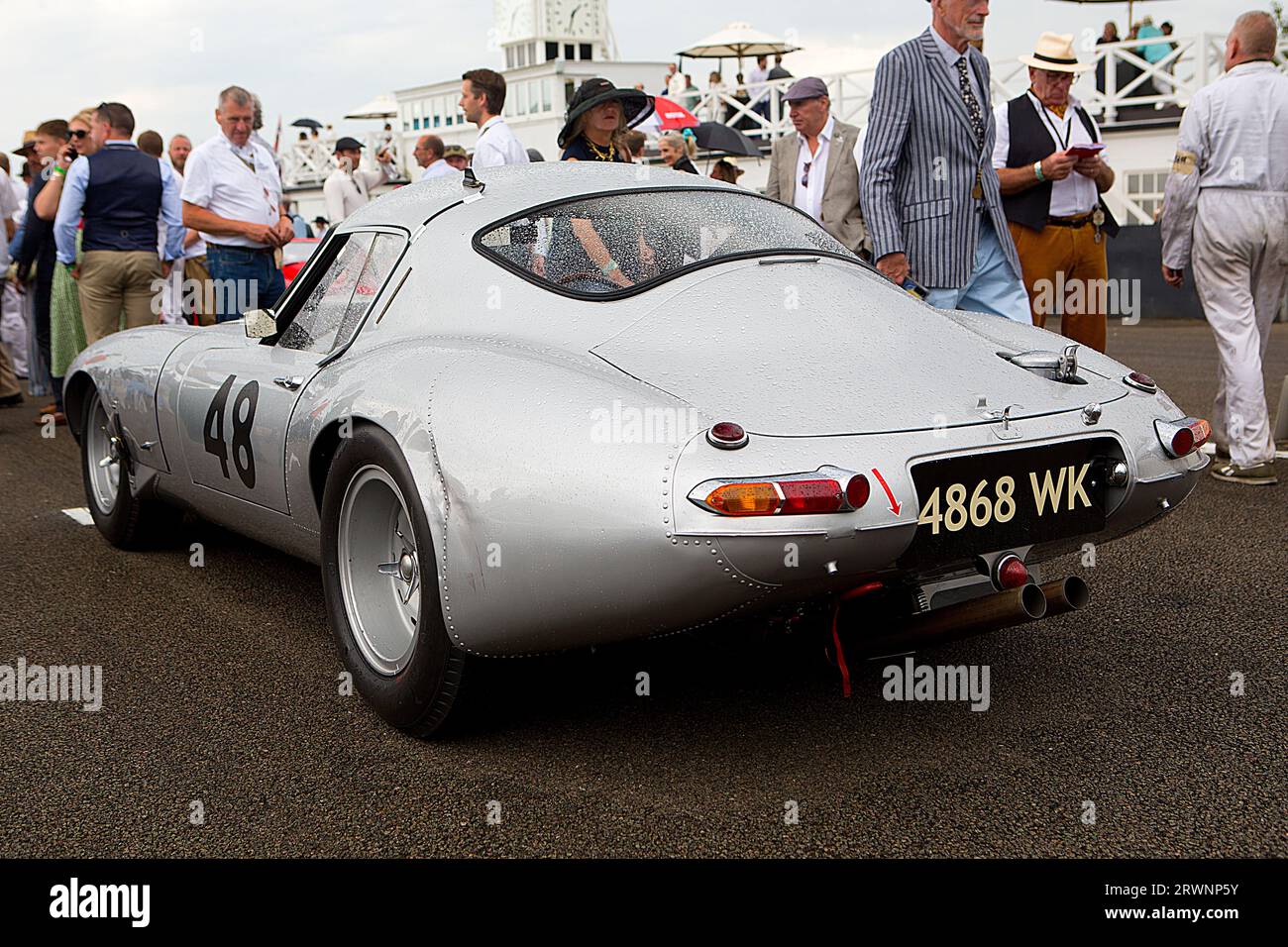 1964 Jaguar E-type Lightweight 'lowdrag' driven by Gary Pearson / Karun ...