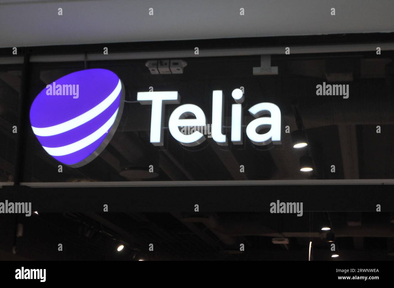 Telia store hi-res stock photography and images - Alamy