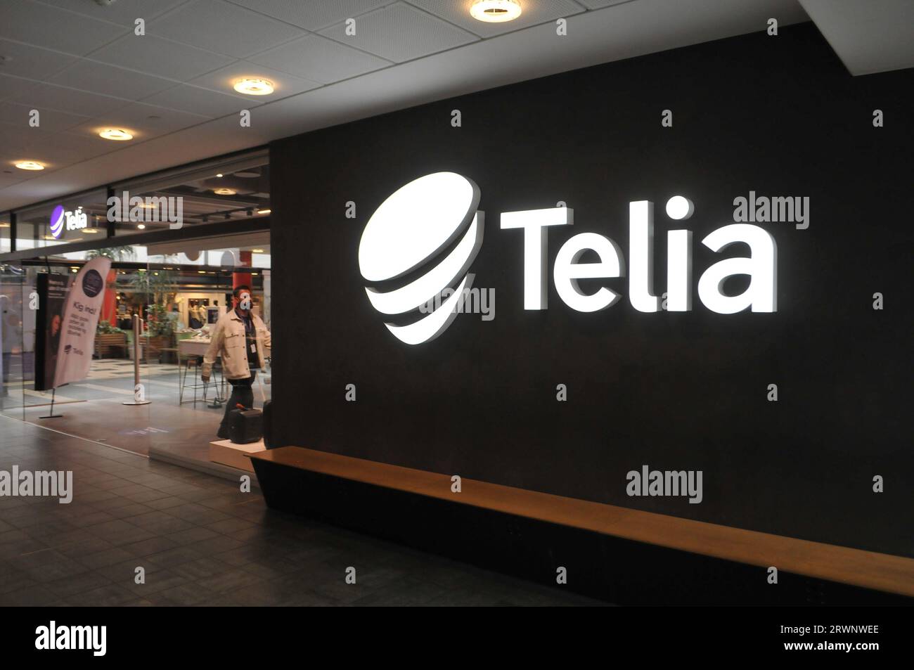 Telia store hi-res stock photography and images - Alamy
