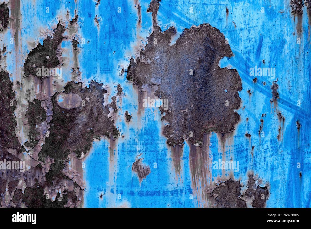 Cracked paint on metal surface. Metal texture with rust Stock Photo - Alamy