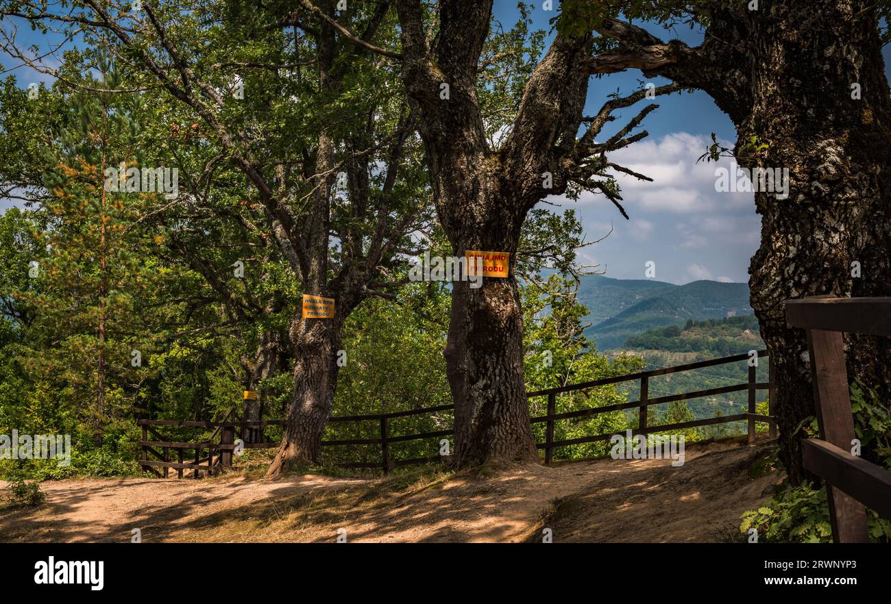 Pjescane piramide hi-res stock photography and images - Alamy