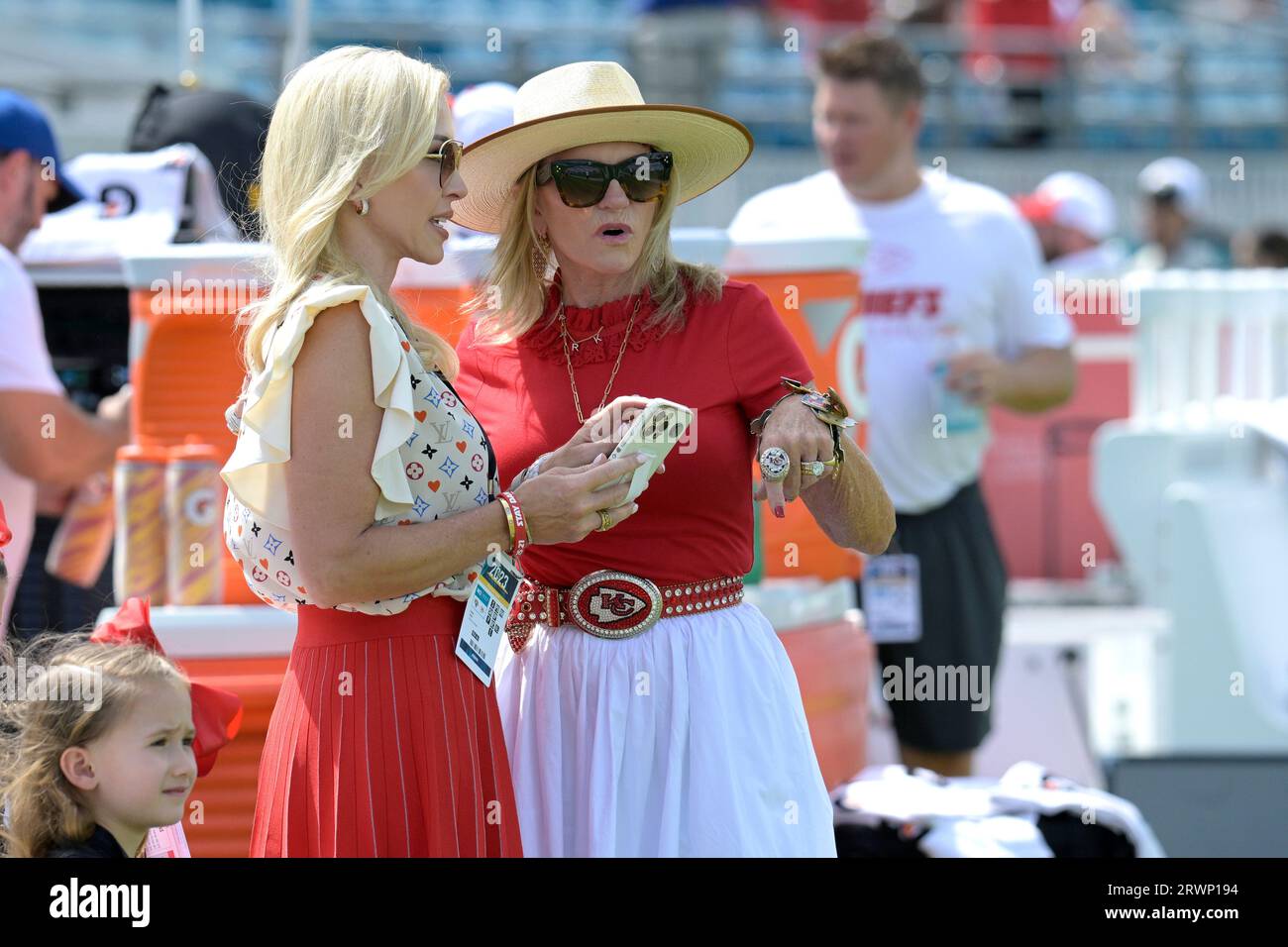Tammy Reid, right, wife of Kansas City Chiefs head coach Andy Reid, and ...