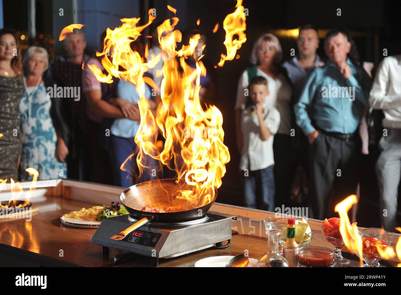 Fire pan hi-res stock photography and images - Alamy