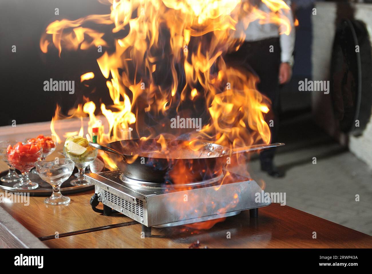 Fire pan hi-res stock photography and images - Alamy