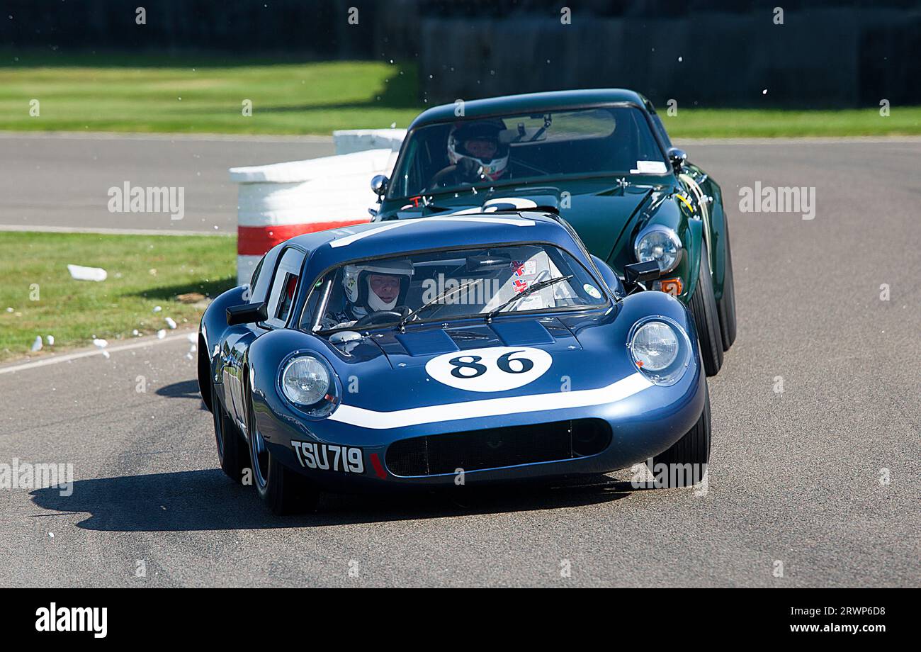 1962 Tojeiro-Buick GT driven by Johnny Herbert / Till Bechtolsheimer in ...