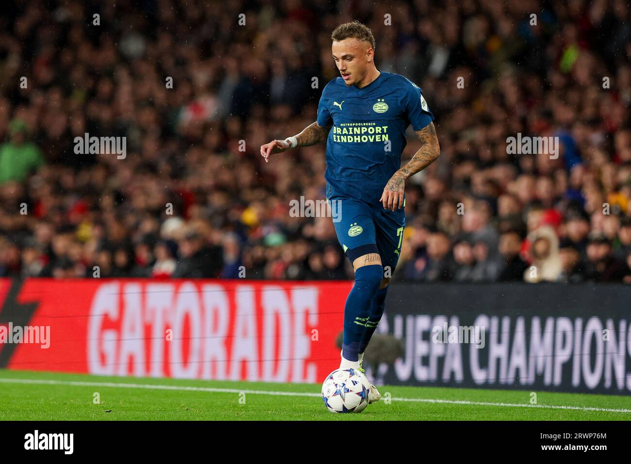 London, UK. 20th Sep, 2023. LONDON, UNITED KINGDOM - SEPTEMBER 20: Noa Lang of PSV in action ...