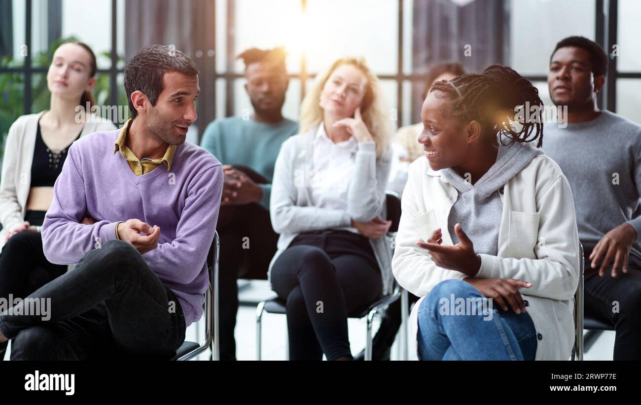 Group of like minded people hi-res stock photography and images - Alamy