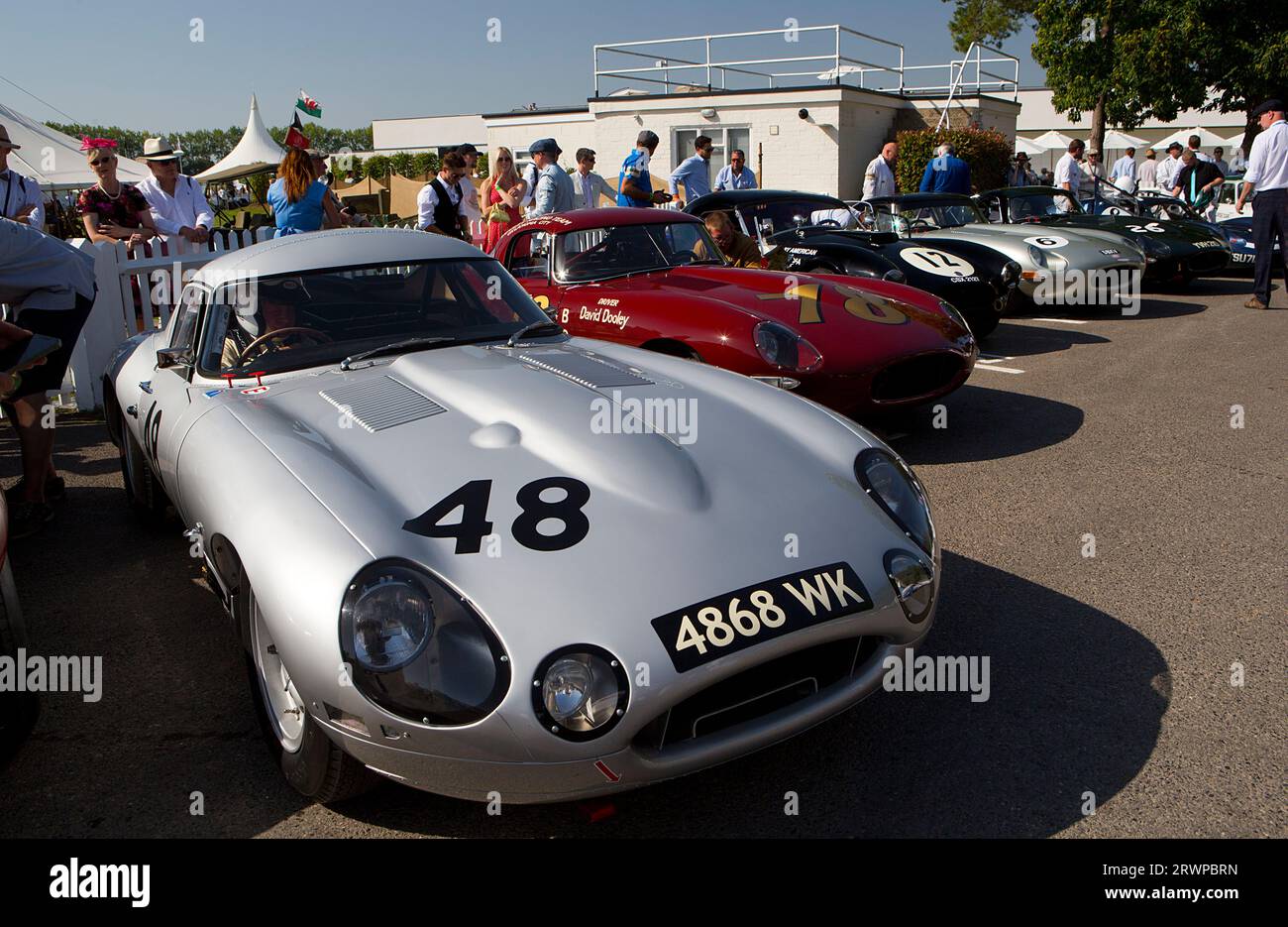 Jaguar e type low drag hi-res stock photography and images - Alamy