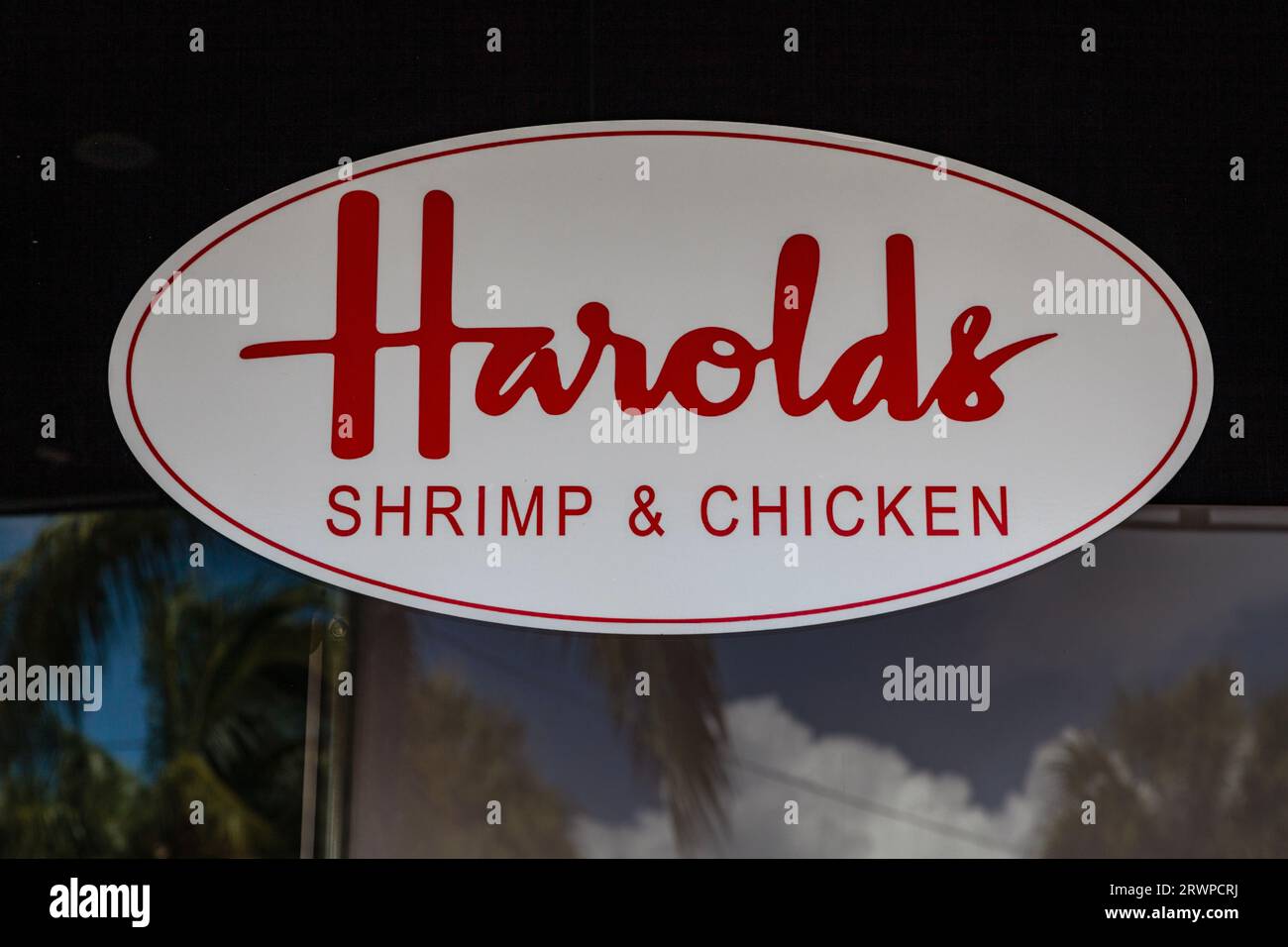 Harold’s Shrimp & Chicken sign and logo, Washington Avenue, Miami Beach ...