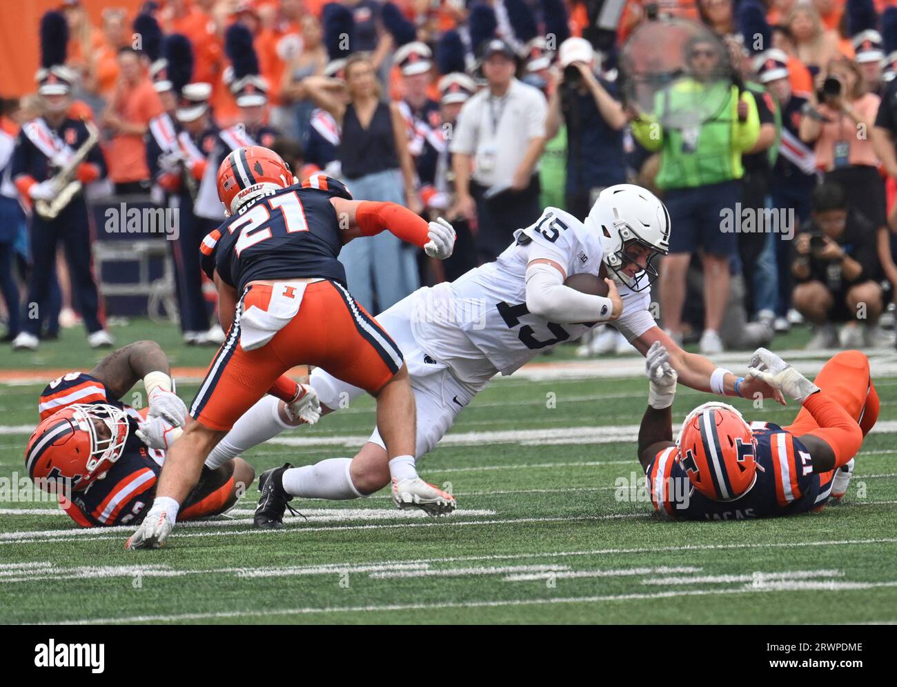 CHAMPAIGN, IL - SEPTEMBER 16: Illinois defensive tackle Keith Randolph ...