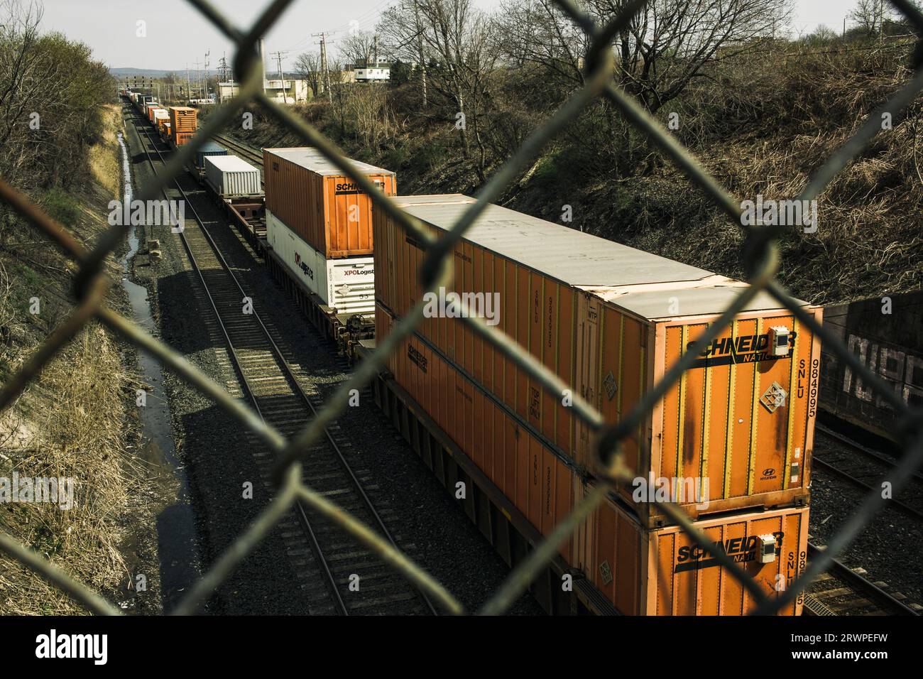 Chain Link and trains Stock Photo - Alamy
