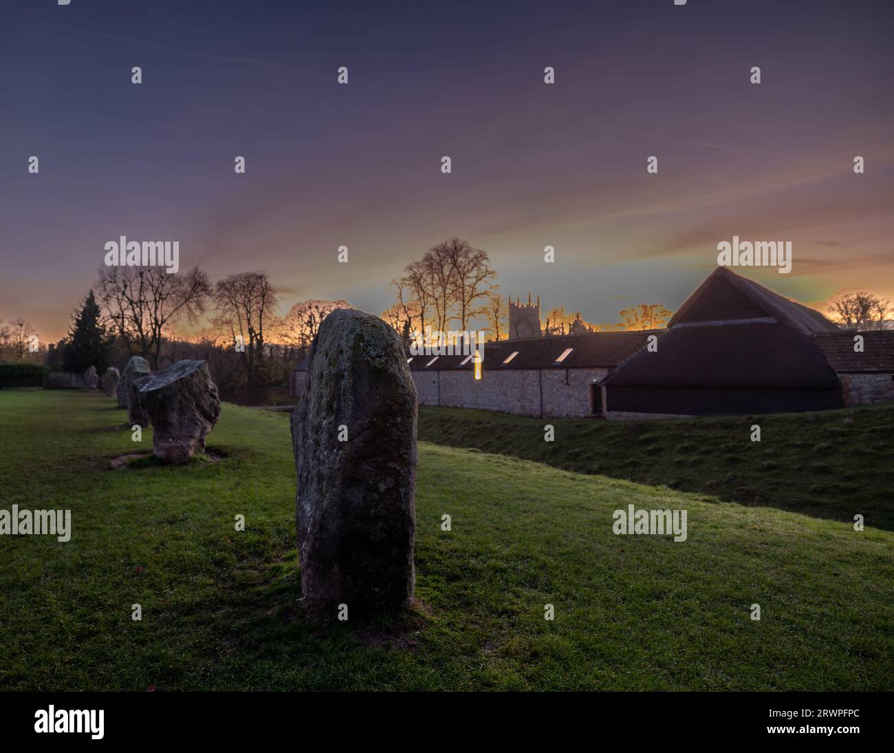 Religious stone circles hi-res stock photography and images - Alamy