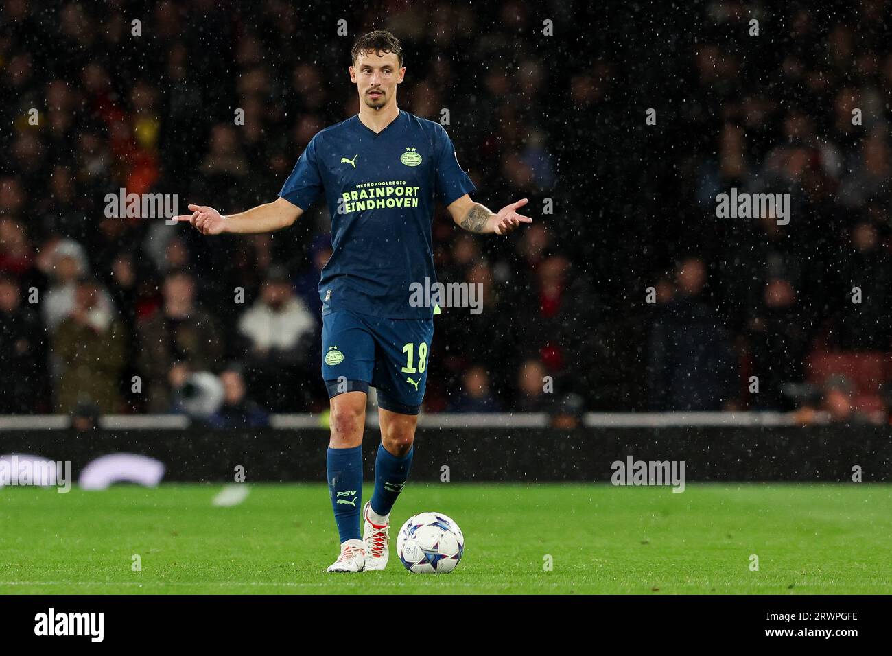 London, UK. 20th Sep, 2023. LONDON, UNITED KINGDOM - SEPTEMBER 20: Olivier Boscagli of PSV ...