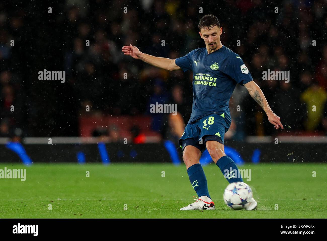 London, UK. 20th Sep, 2023. LONDON, UNITED KINGDOM - SEPTEMBER 20: Olivier Boscagli of PSV in ...