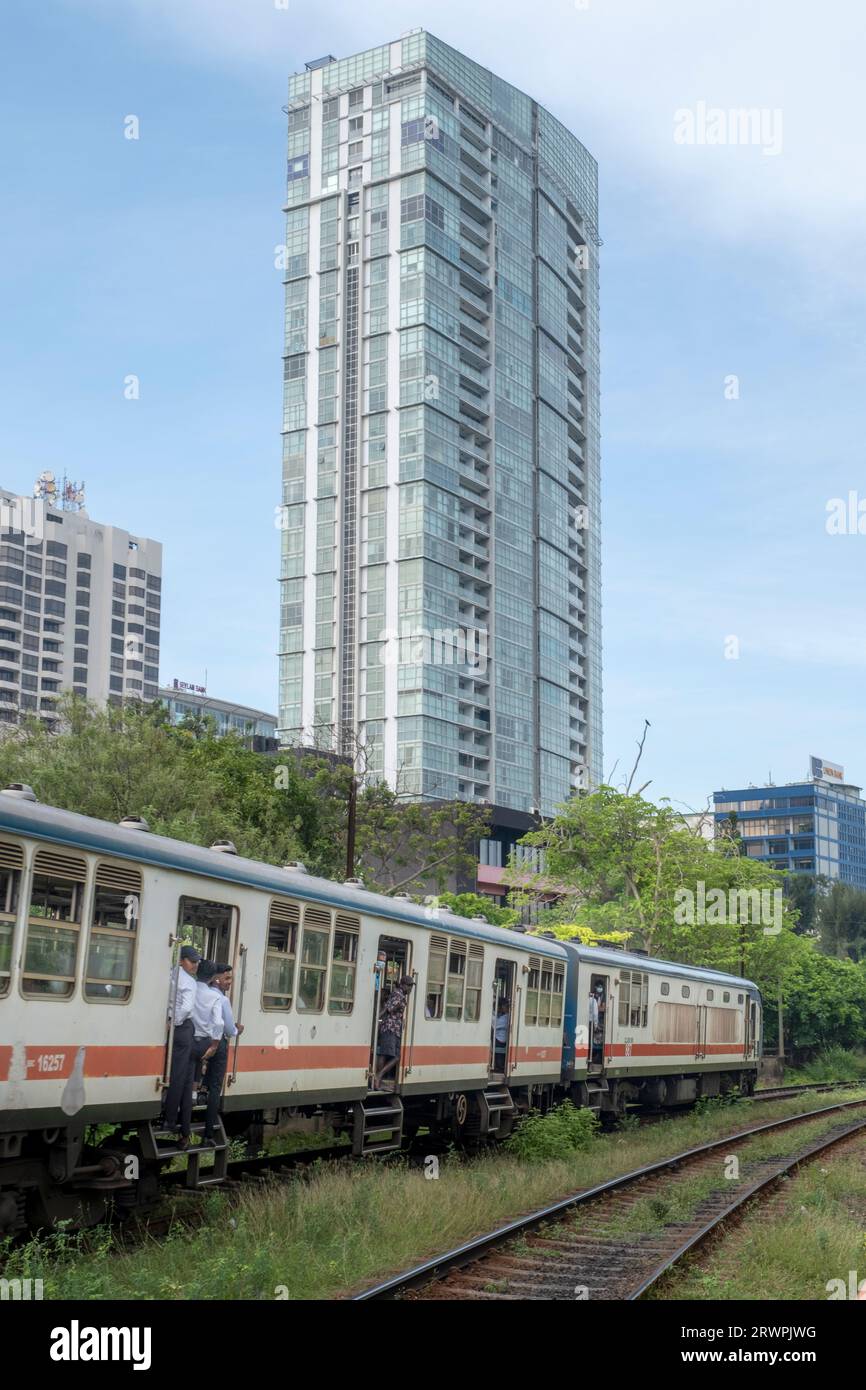 Commuter train in Colobo. Railway transportation. Asia, Sri Lanka ...