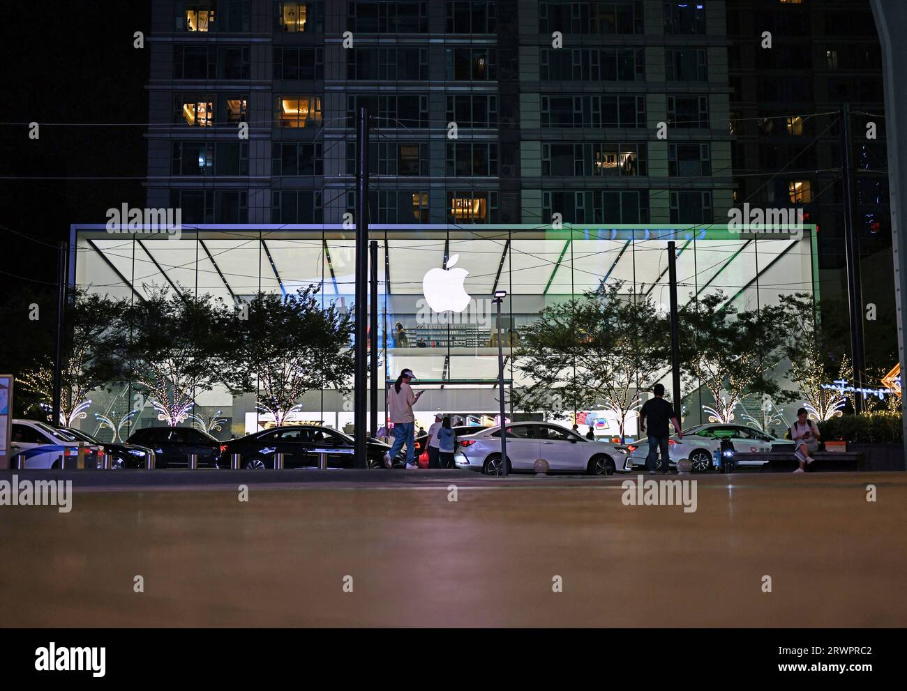 A picture shows the Apple Store in Hangzhou, Zhejiang, CHINA on Sep. 13 ...