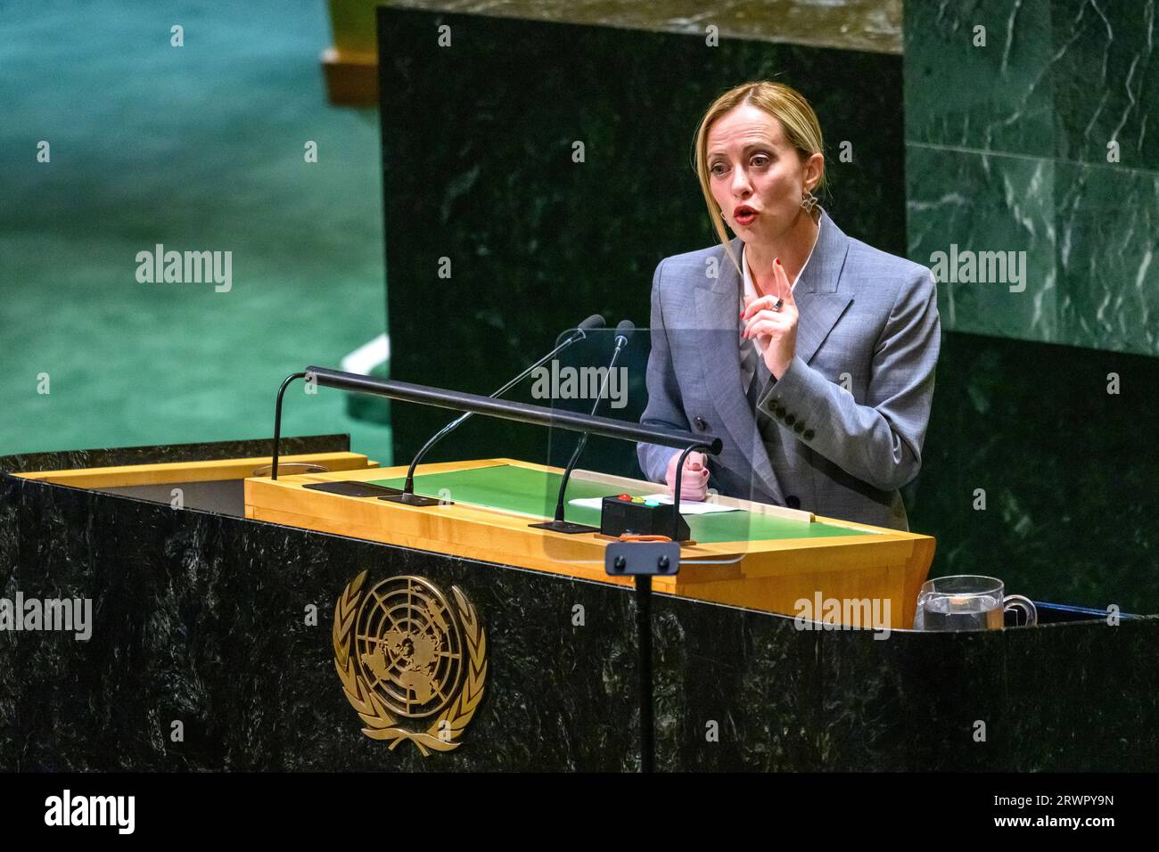 Italian prime minister giorgia meloni hi-res stock photography and ...