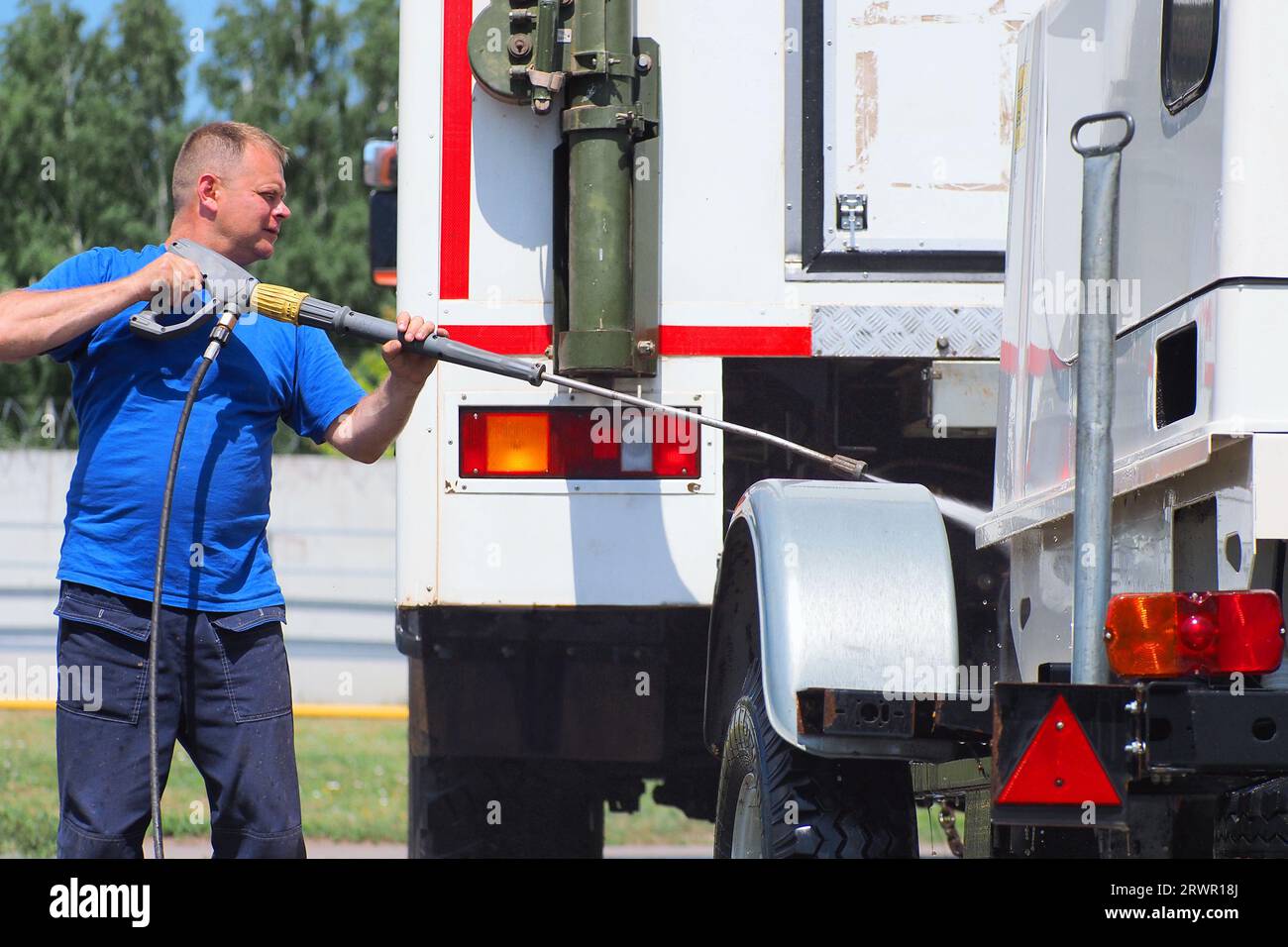 Cleaning a jet engine hi-res stock photography and images - Alamy