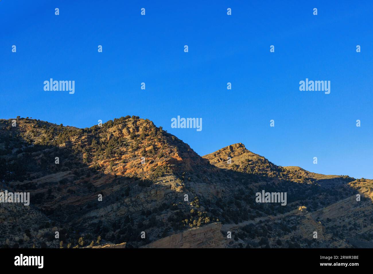northern utah mountains in afternoon sun Stock Photo - Alamy